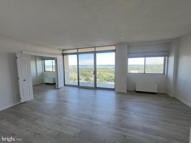 2059 Huntington Ave Apt 1601, Alexandria, VA 22303