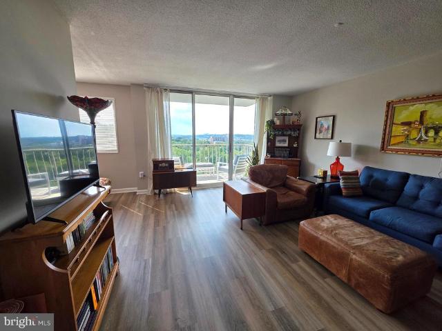 2059 Huntington Avenue # 1408