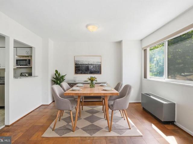 2059 Huntington Avenue # 114