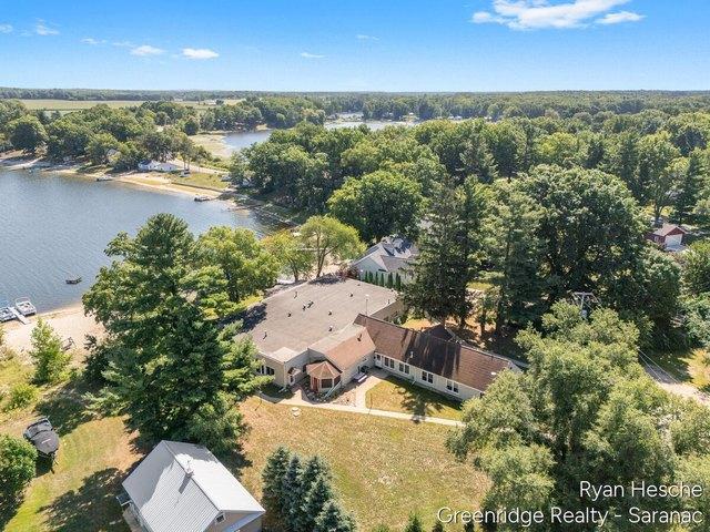 2059 Sunshine Dr Apt D, Trufant, MI 49347