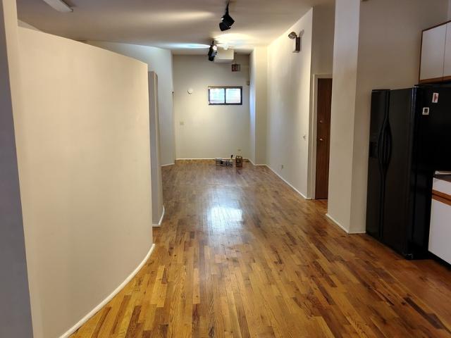 2059 W Grand Avenue # 1F