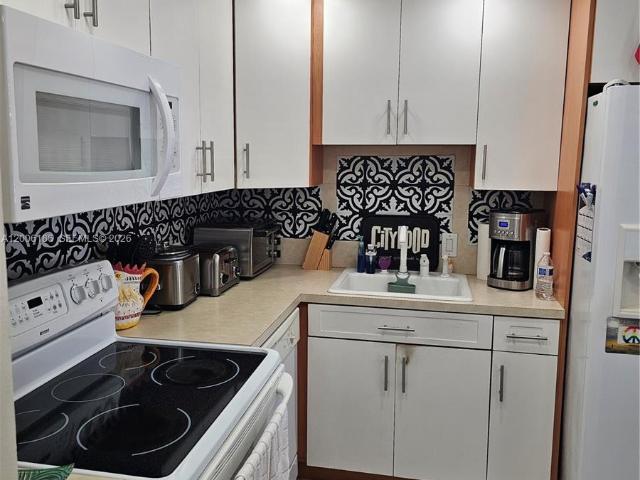 20500 W Country Club Dr, Unit 609, Aventura, FL 33180 | MLS #A12006 | Compass