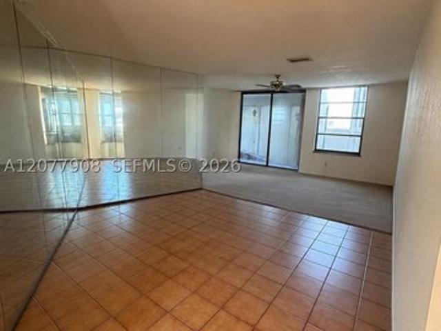 20500 W Country Club Dr Apt 818, Aventura, FL 33180