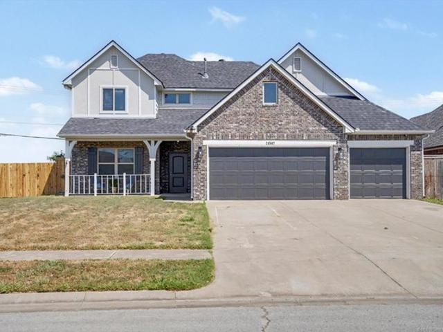 20507 E 31st Pl S, Broken Arrow, OK 74014