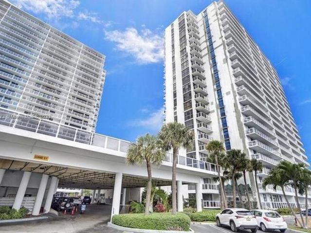 20505 Country Club Dr E #534, Aventura, FL 33180