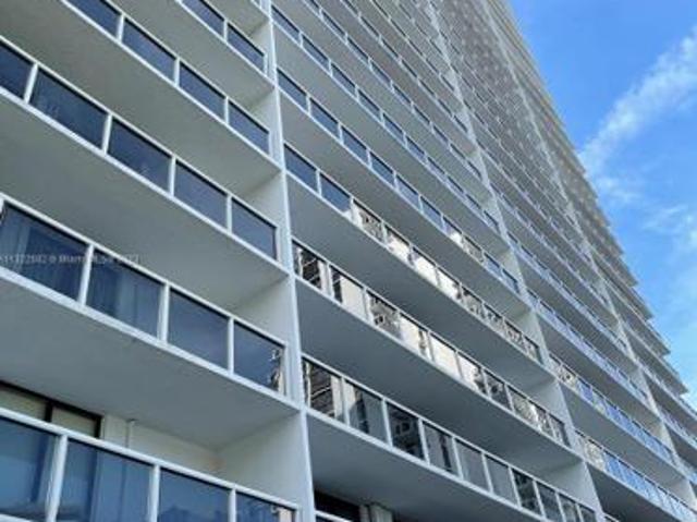 20505 Country Club Dr E #534, Aventura, FL 33180