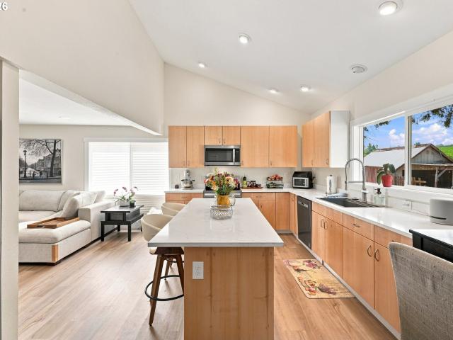 20505 n highway 99w