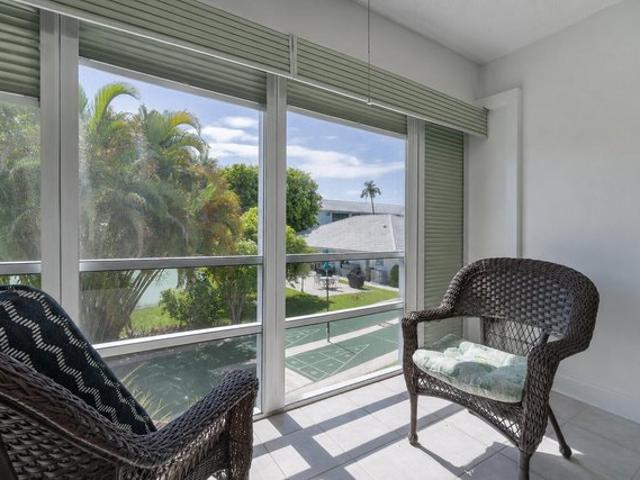 2050 NE 39th St Unit 211E, Lighthouse Point, FL 33064