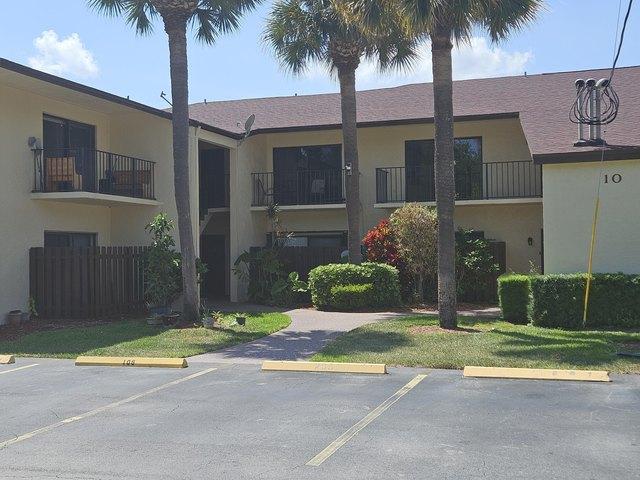 2050 Oleander Blvd Apt 10 108, Fort Pierce, FL 34950