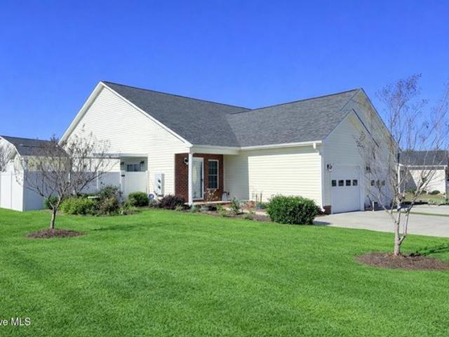 2050 Briarwood Dr, Kinston, NC 28501