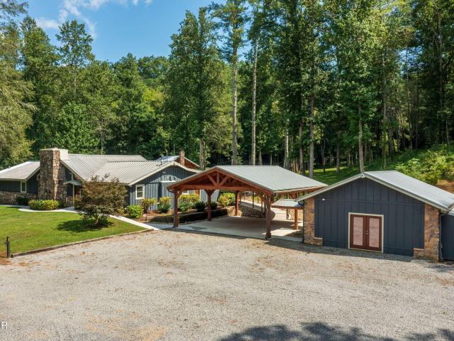 2050 E Millers Cove Road
