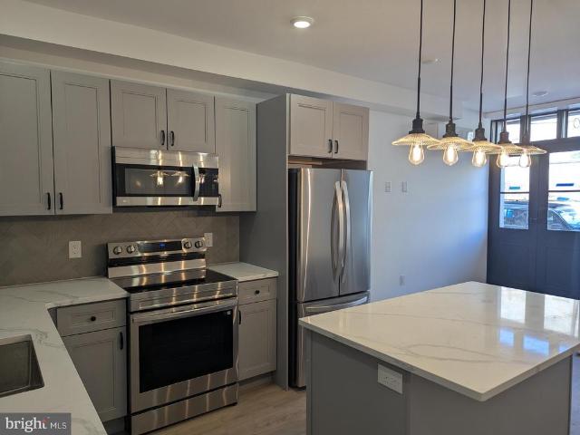 2050 Fairmount Avenue # 2
