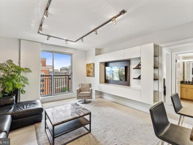 2050 Jamieson Ave #1506, Alexandria, VA 22314