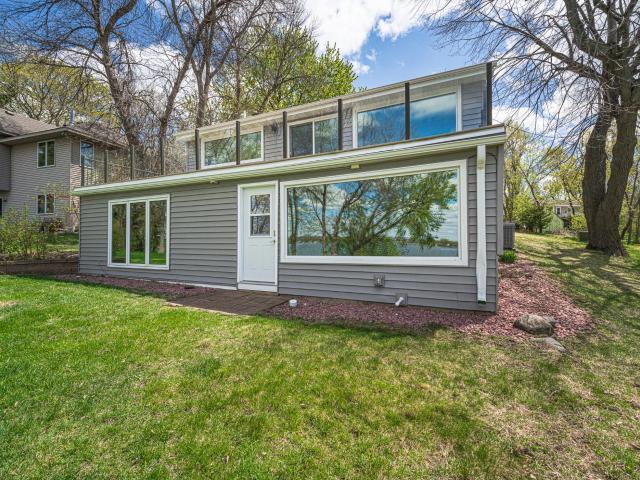 2050 Lake View Drive