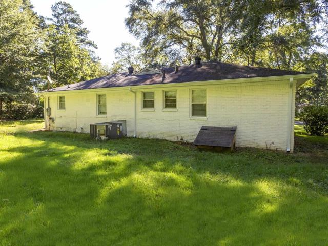 2050 Pinehurst Drive