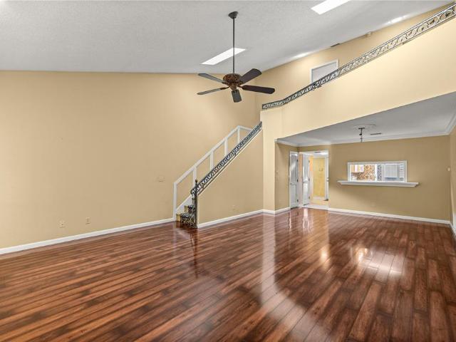 2050 SE 37th Ct Cir, Ocala, FL 34471 | MLS #OM722365