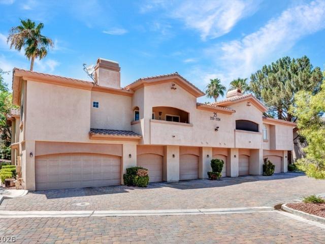 2050 W Warm Springs Road 2512