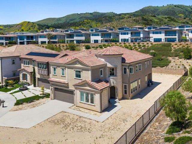 20517 W Deer Grass Ct, Porter Ranch, CA 91326
