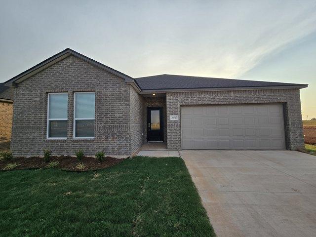 20517 Mule Deer Dr, Edmond, OK 73012