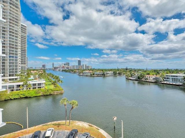 20515 Country Club Dr E #744, Aventura, FL 33180