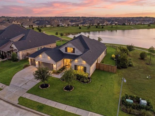 20518 Grazing Foal Ln, Tomball, TX 77377
