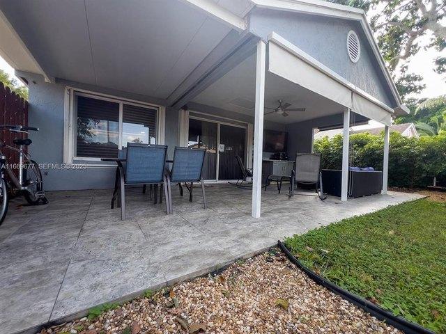 2051 NW 35th Ter, Coconut Creek, FL 33066