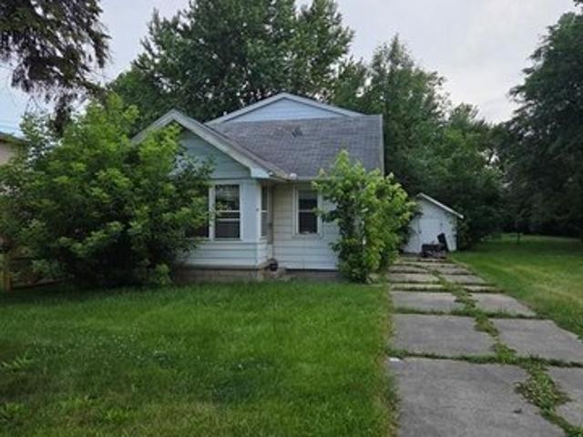 2051 Orpington Dr, Troy, MI 48083