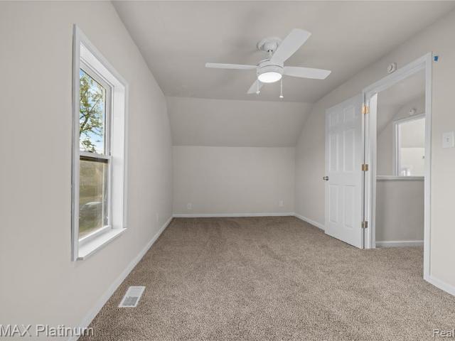 2051 Dwight Avenue