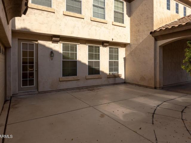 2051 e carla vista drive