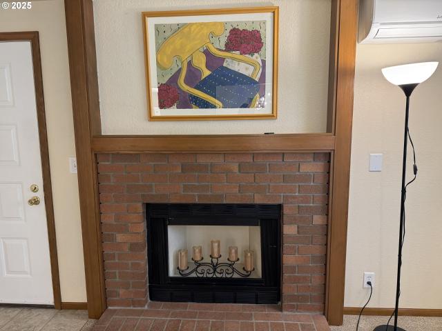 2051 lake isle ter
