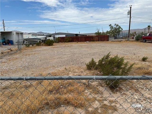 2051 Lakeside Dr, Bullhead City, AZ 86442