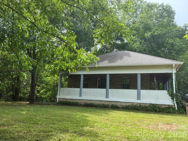 2051 Sutton Spring Rd, York, SC 29745