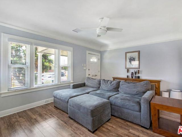 2051 W 78th Place