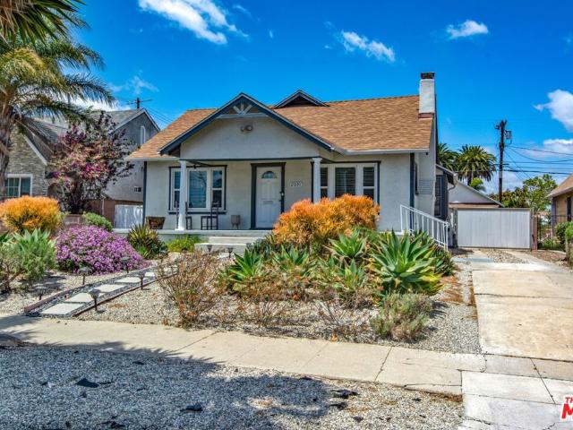 2051 W 78th Place