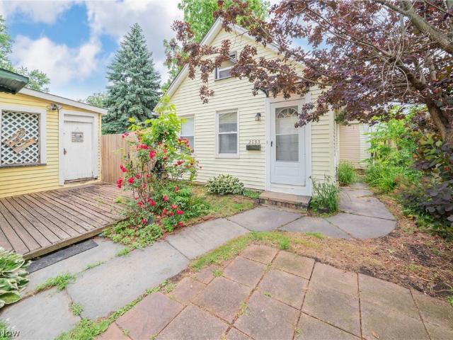 2051 2053 W 45th Street