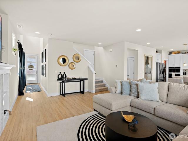 20523 rd Street E
