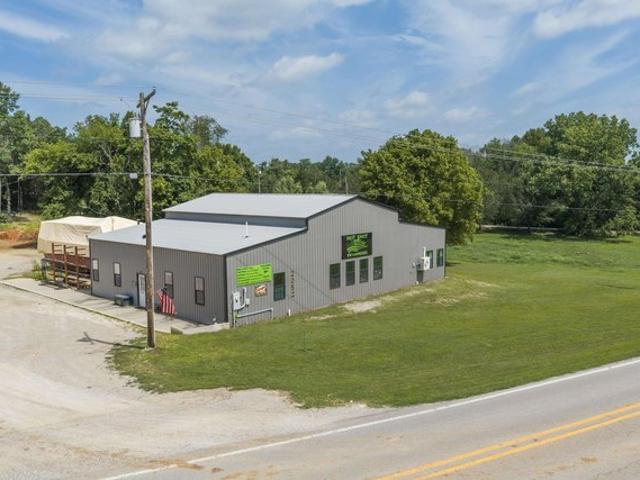2052 Central Blvd, Bull Shoals, AR 72619