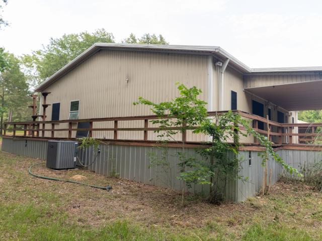 2052 County Road 114