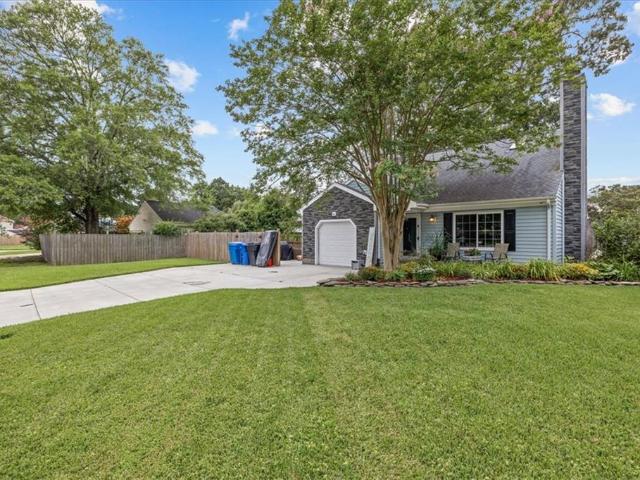2052 Decathlon DR