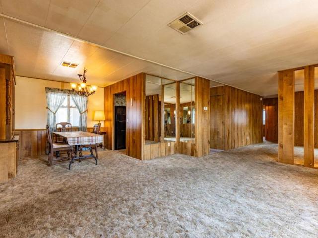 2052 Gold Street 106