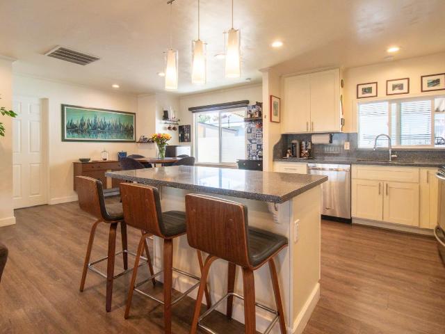 2052 Gold Street 310