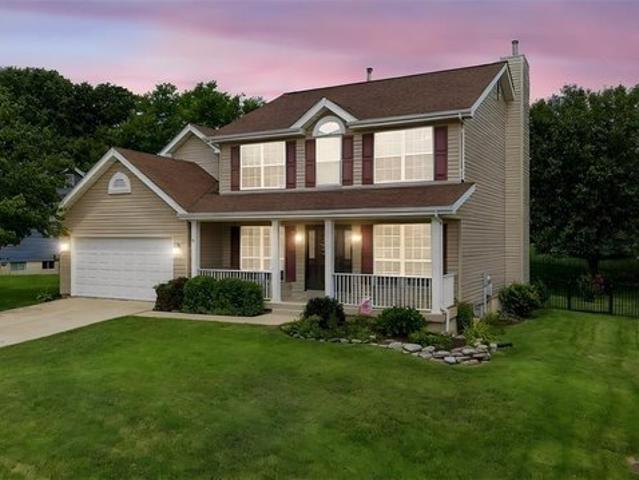 2052 Peine Forest Dr, Wentzville, MO 63385