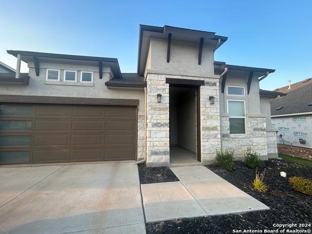2052 Stephanie Ave