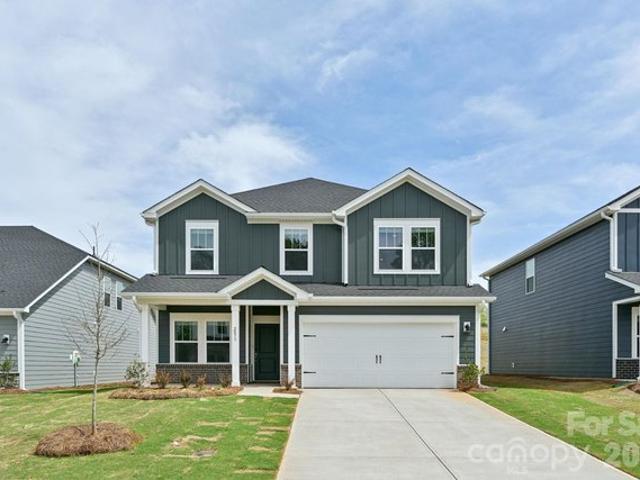 2052 Sunflower Cir, Newton, NC 28658