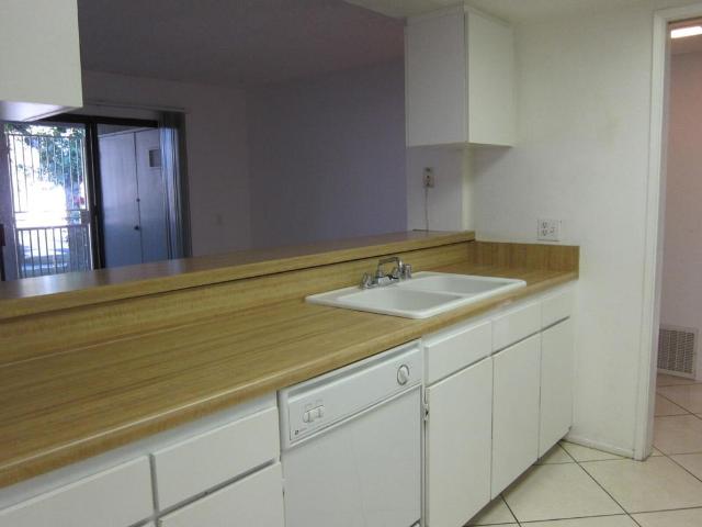 2053 N Via Miraleste 914