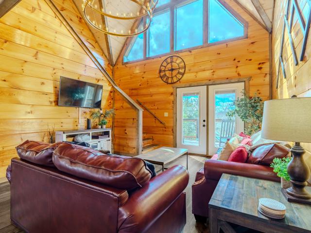 2053 Eagle Feather Dr