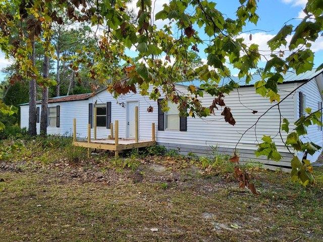 2053 Lighthouse Rd, Carrabelle, FL 32322