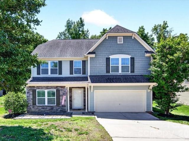 2053 Pine Siskin Ct, Fort Mill, SC 29707