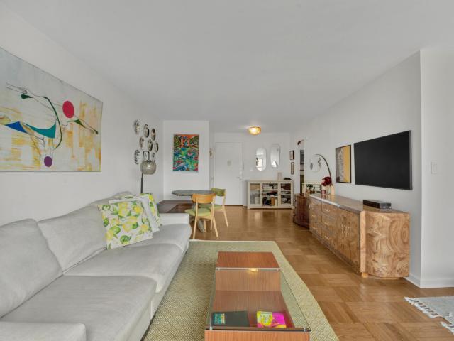 205 3RD Avenue 7G