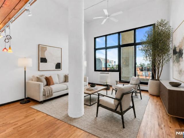 205 10th Street # 5N
